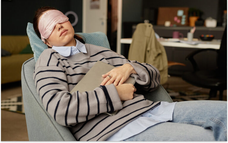 Apa Itu Power Nap? Kenali Manfaat & Caranya